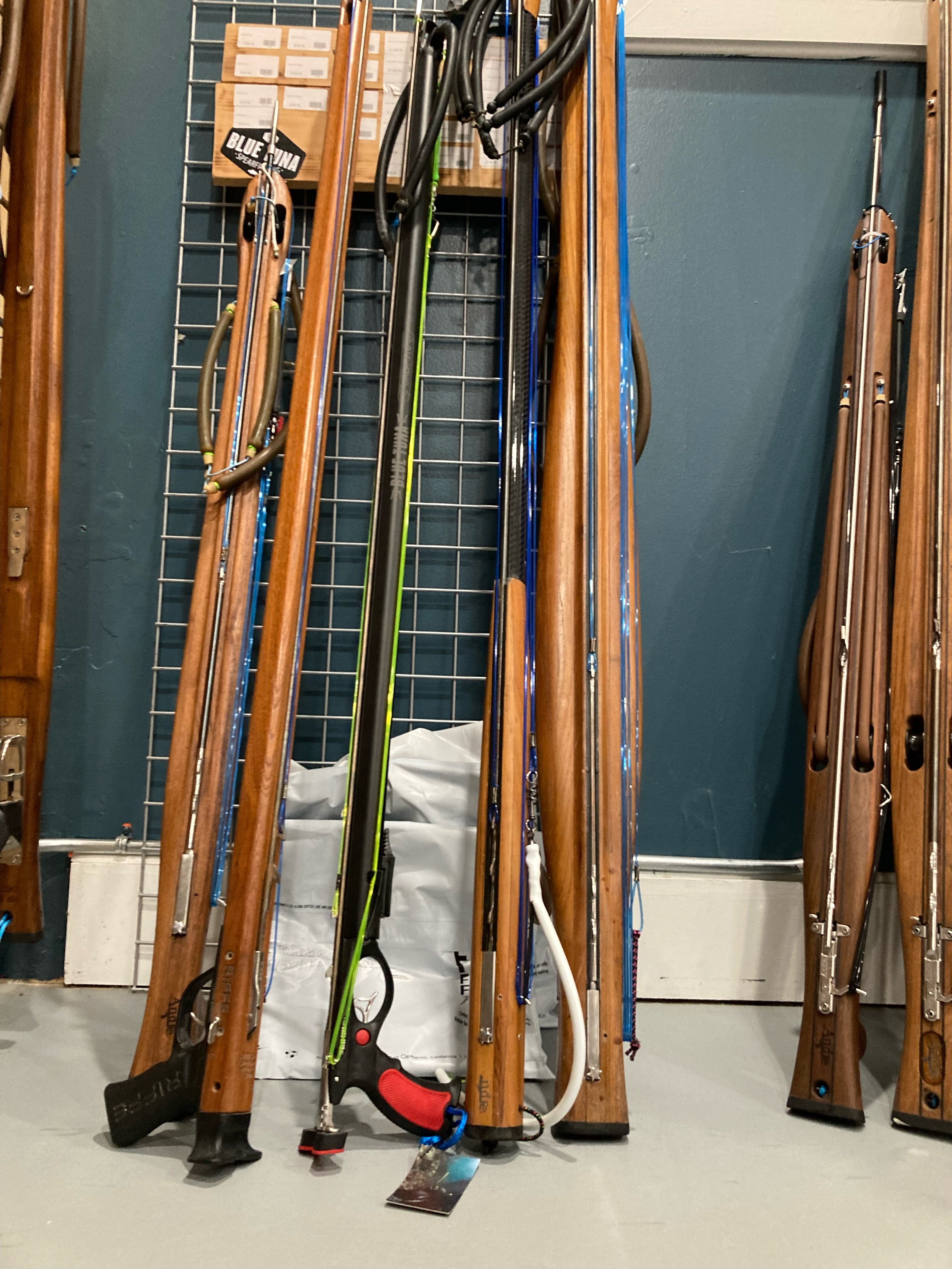 Clearance Rack – Blue Tuna Spearfishing Co